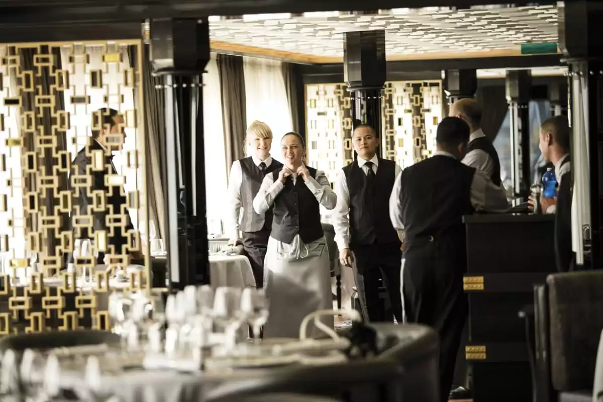 Crociera Asia da Tokyo, le 2026-10-20 di 97439 € a bordo della Seven ...